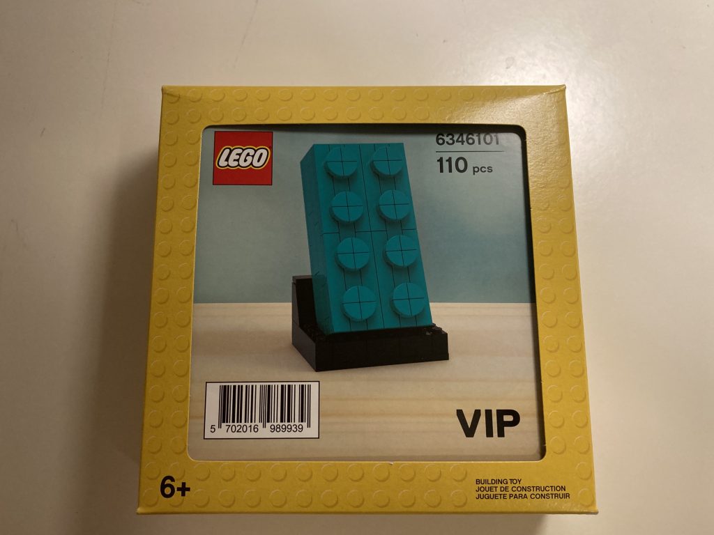 LEGO 5006291 Buildable 2x4 Teal Brick VIP Weekend (LEGO 6346101) Review ...