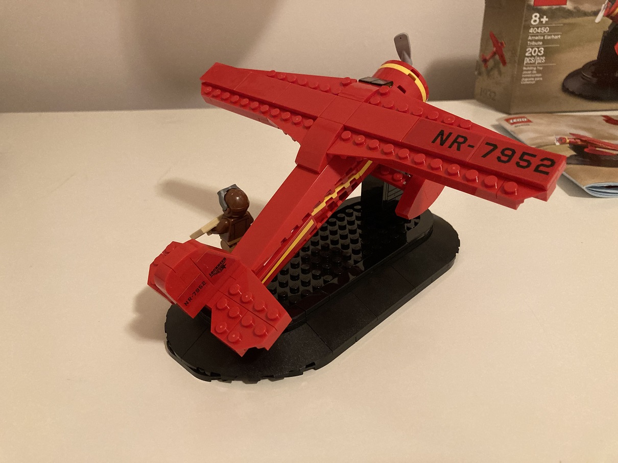 2021 LEGO 40450 Amelia Earhart Tribute Plane Review (GWP)