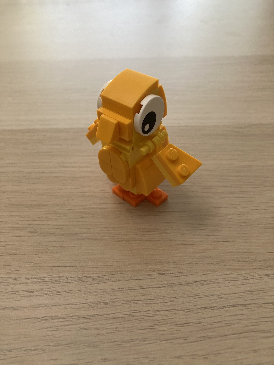 LEGO 40527 Easter Chicks Review (April 2022 GWP Gift Promo Offer)