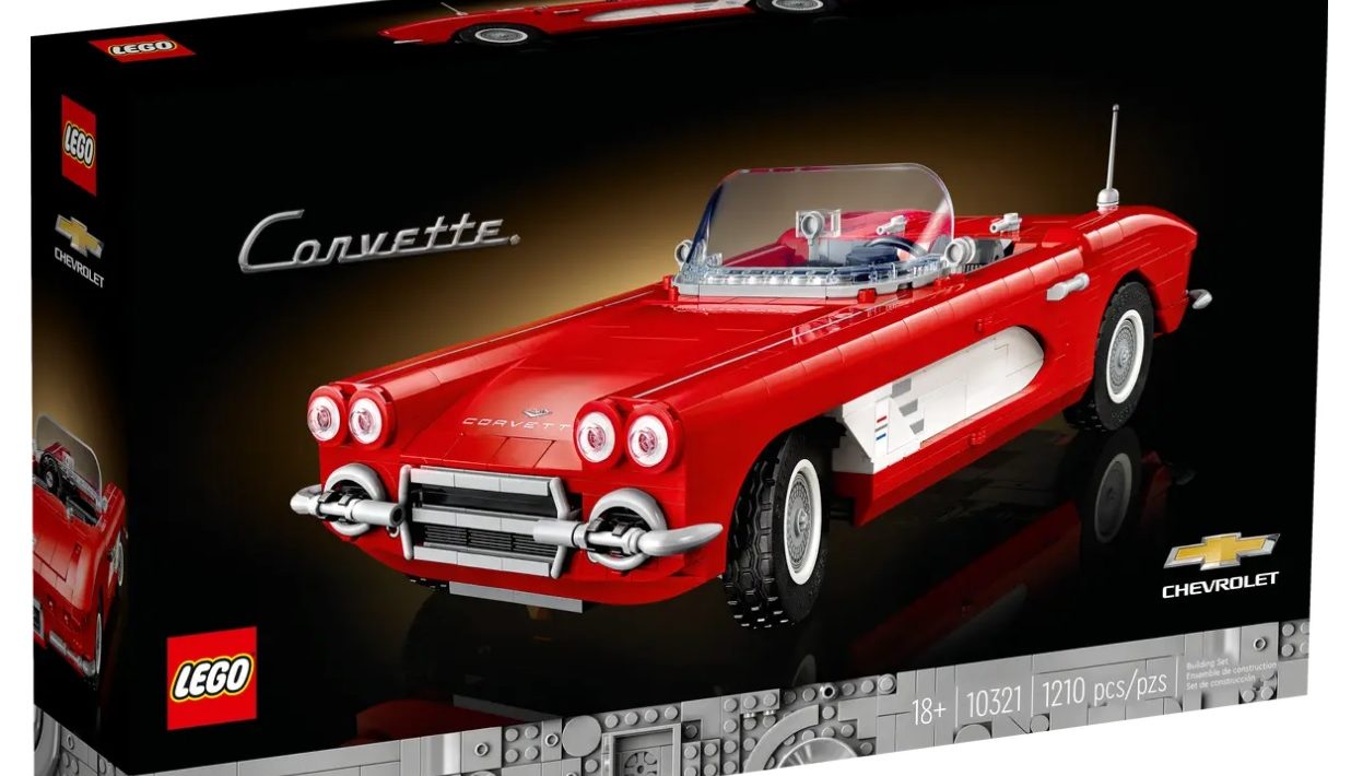 18+ LEGO Icons Chevrolet Corvette Car Model Summer August 2023 Set ...