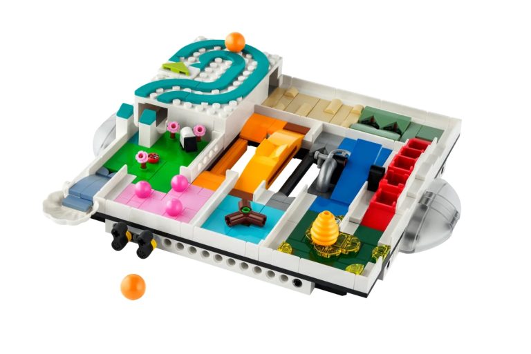 LEGO 40596 Magic Maze GWP - October 2023 Promotion