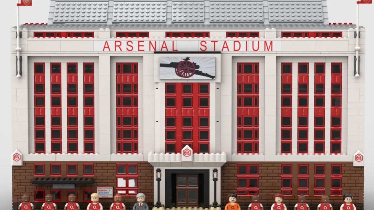 LEGO IDEAS Arsenal F.C. - The Invincibles Project Creation Achieves 10 ...
