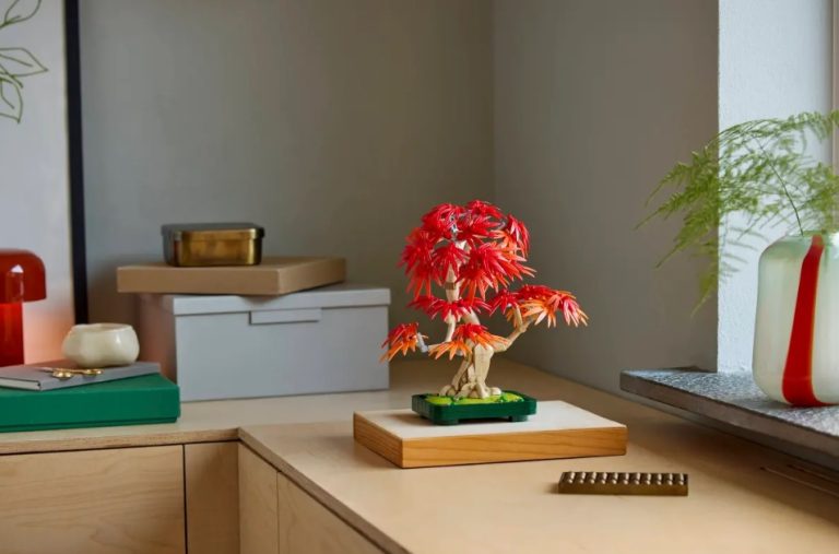 18+ LEGO Botanicals 10348 Japanese Red Maple Bonsai Tree June 2025 Set ...