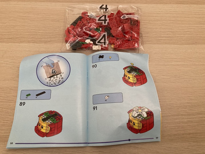 [Review] LEGO 40767 Up-Scaled Baby Astronaut - May 15-23, 2025 GWP ...