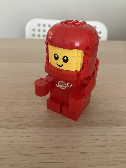 [Review] LEGO 40767 Up-Scaled Baby Astronaut - May 15-23, 2025 GWP ...