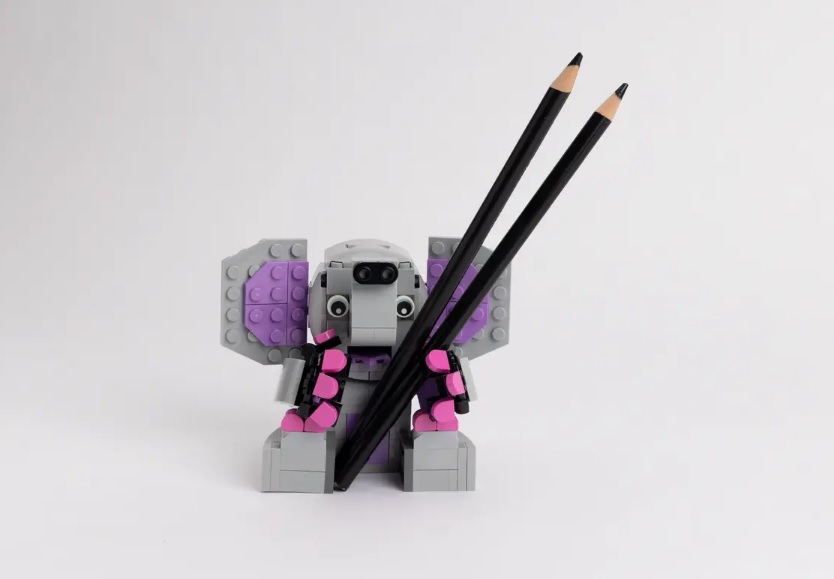 LEGO 6571551 Elephant Pencil Holder Now Available at LEGO Insiders ...