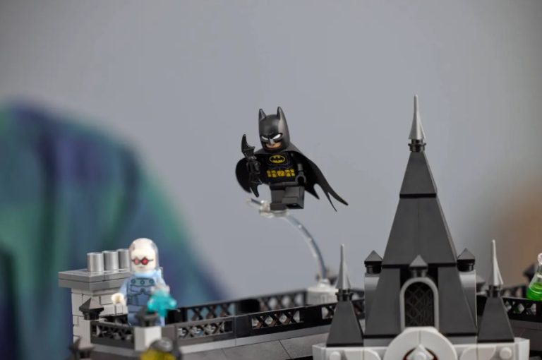 What do you think of the LEGO Arkham Asylum 2025 set? Let us know in ...
