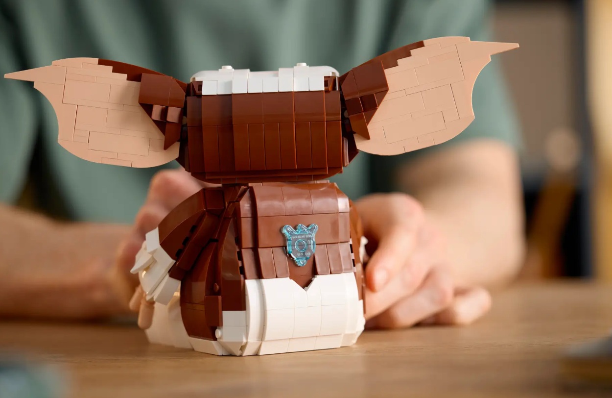 Minifigures & Pieces