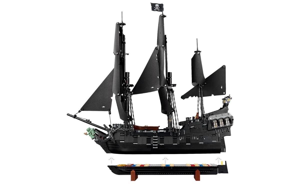 18+ LEGO Icons Pirates of the Caribbean 10365 Captain Jack Sparrow’s ...