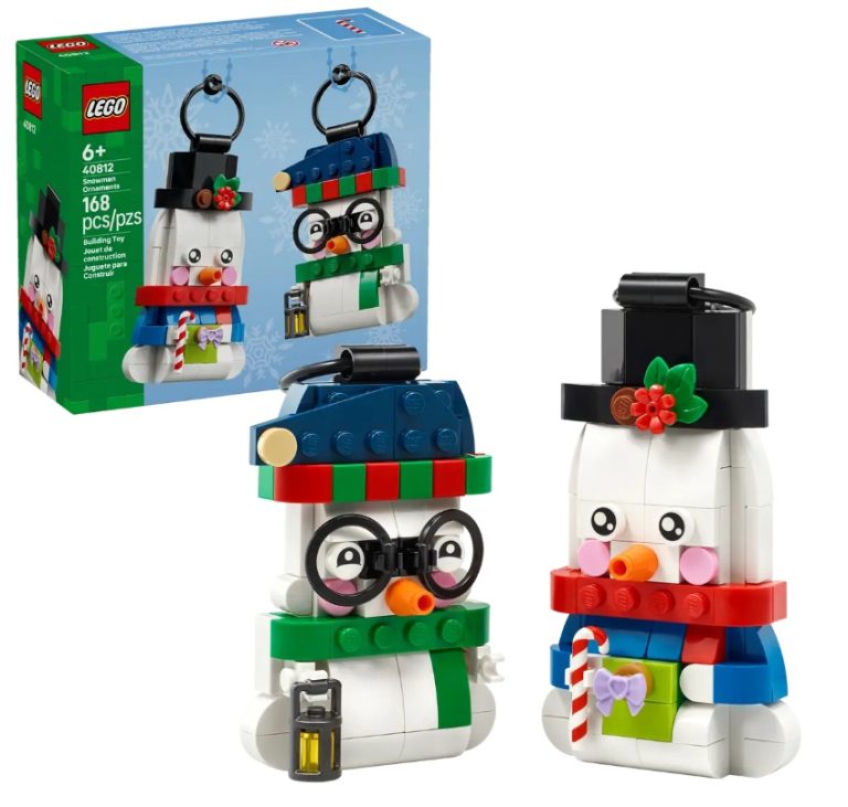 There’s also the Festive Gingerbread House which is a pretty cute set ...