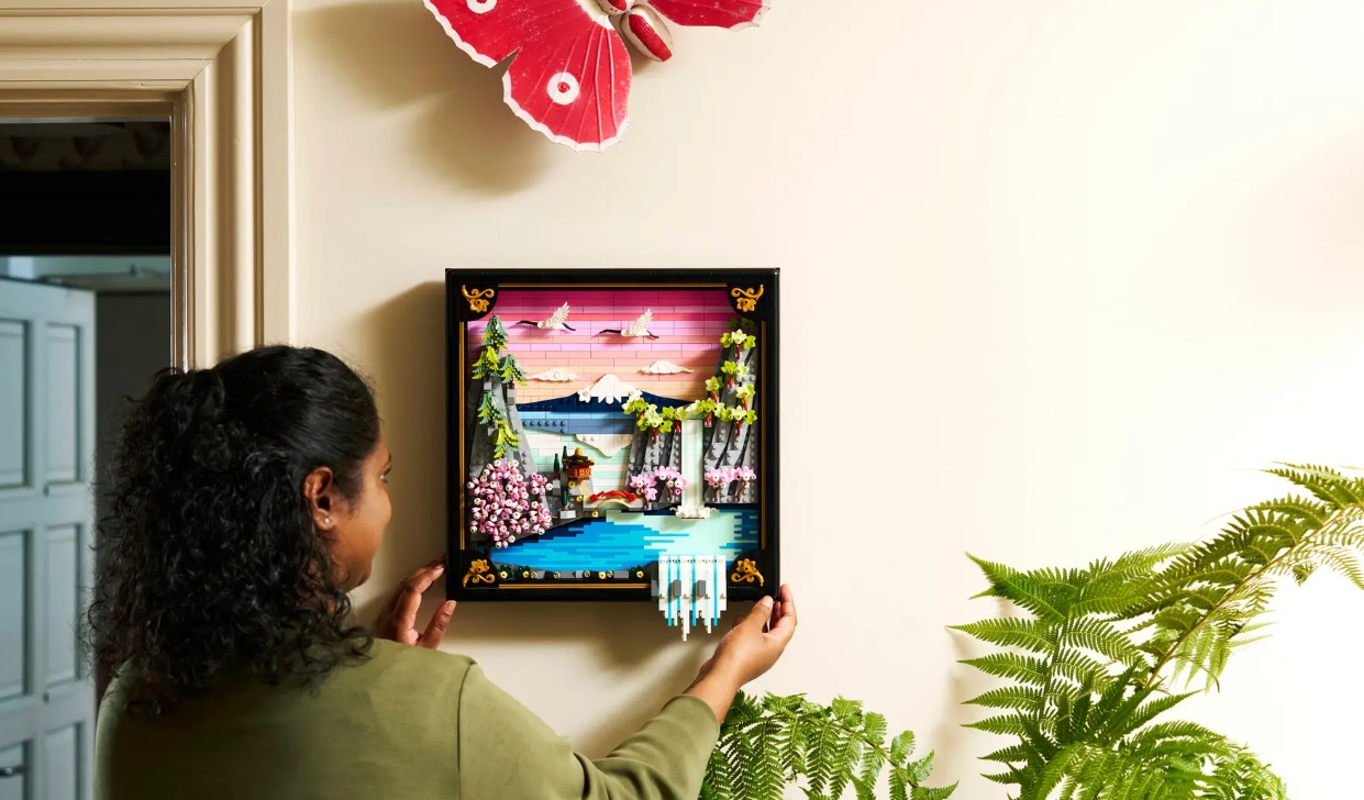 Why is LEGO Still So Popular Today (Adults, Collectors & More)