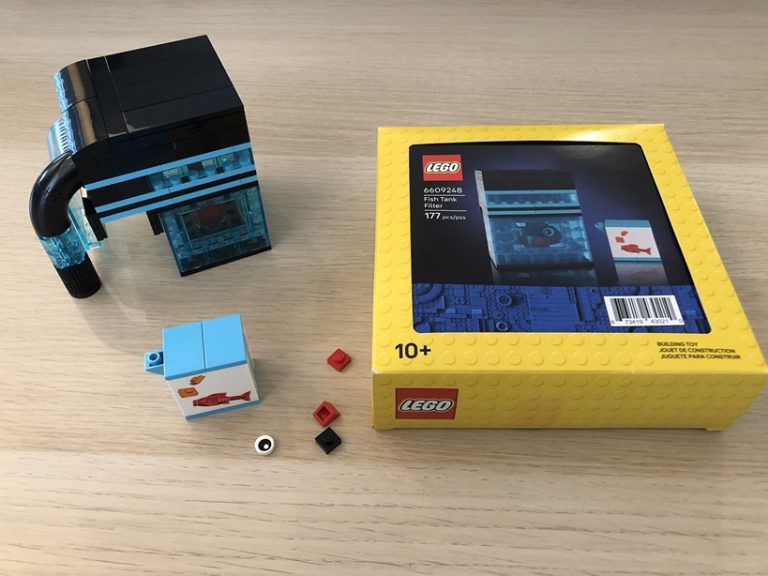 LEGO 5009823 Fish Tank Filter & Fish Food GWP Review - November 2025 ...