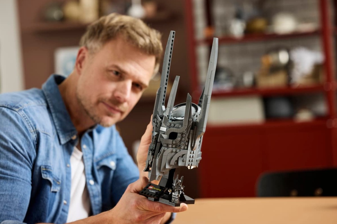 LEGO Lord of the Rings Sauron’s Helmet 11373 Revealed March 2026 ...